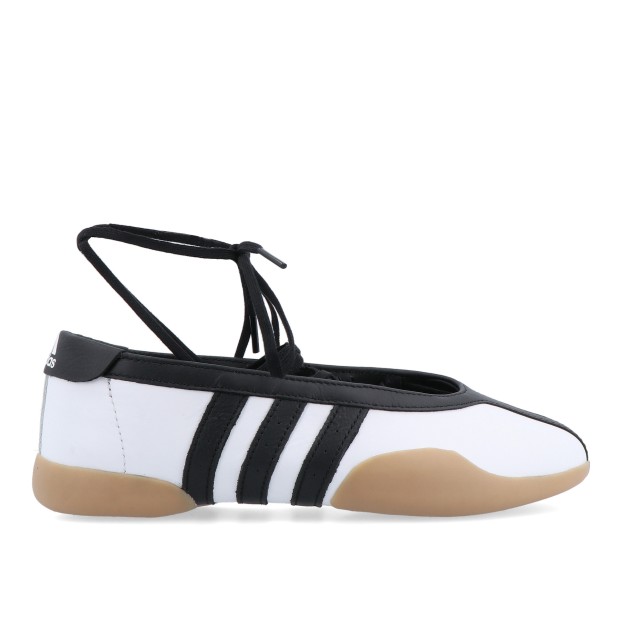 adidas Originals Taekwondo Mei Ballet W Cloud White / Core Black / Gum ...